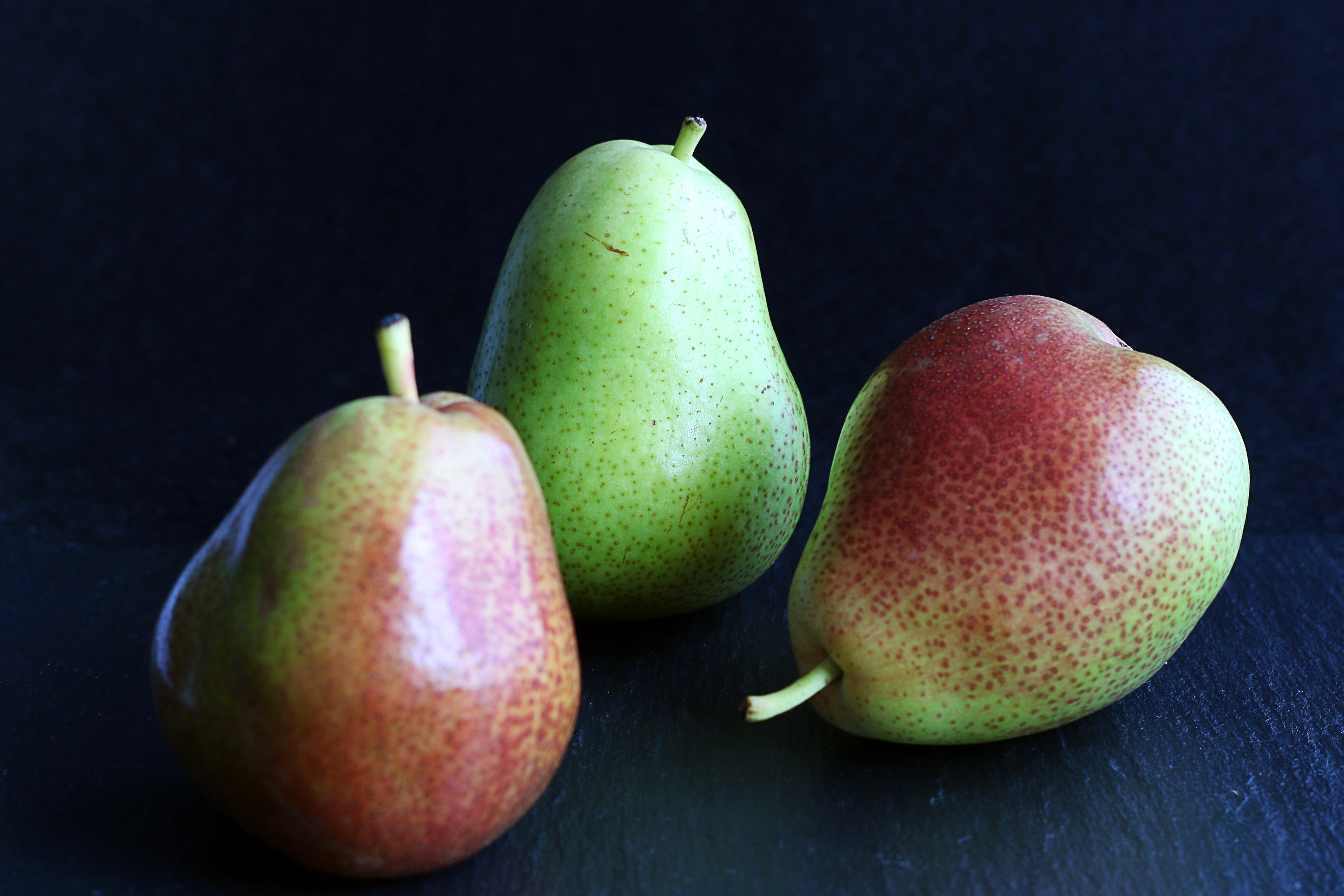 Cheeseboards Made Easy: The Ultimate Guide to Pairing Apples, Pears an ...